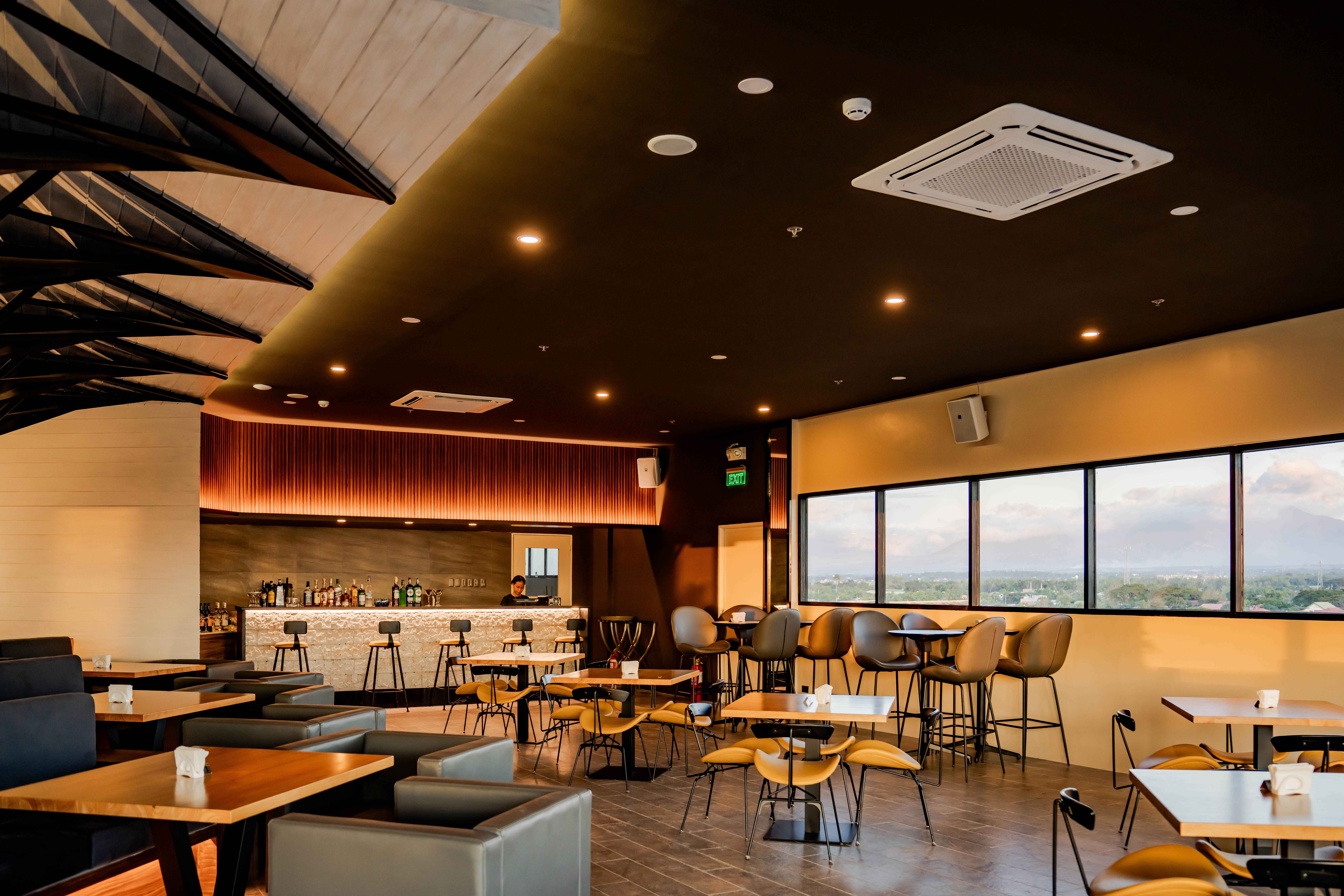 Facilities - Roy's Hotel and Convention Center